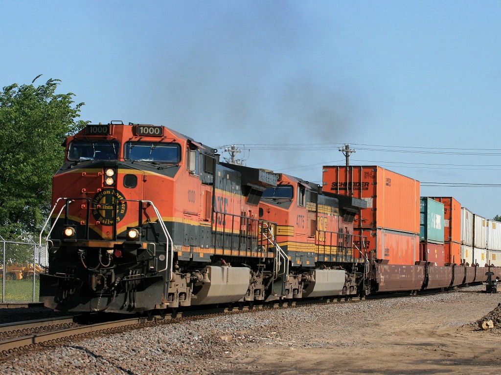 BNSF 1000